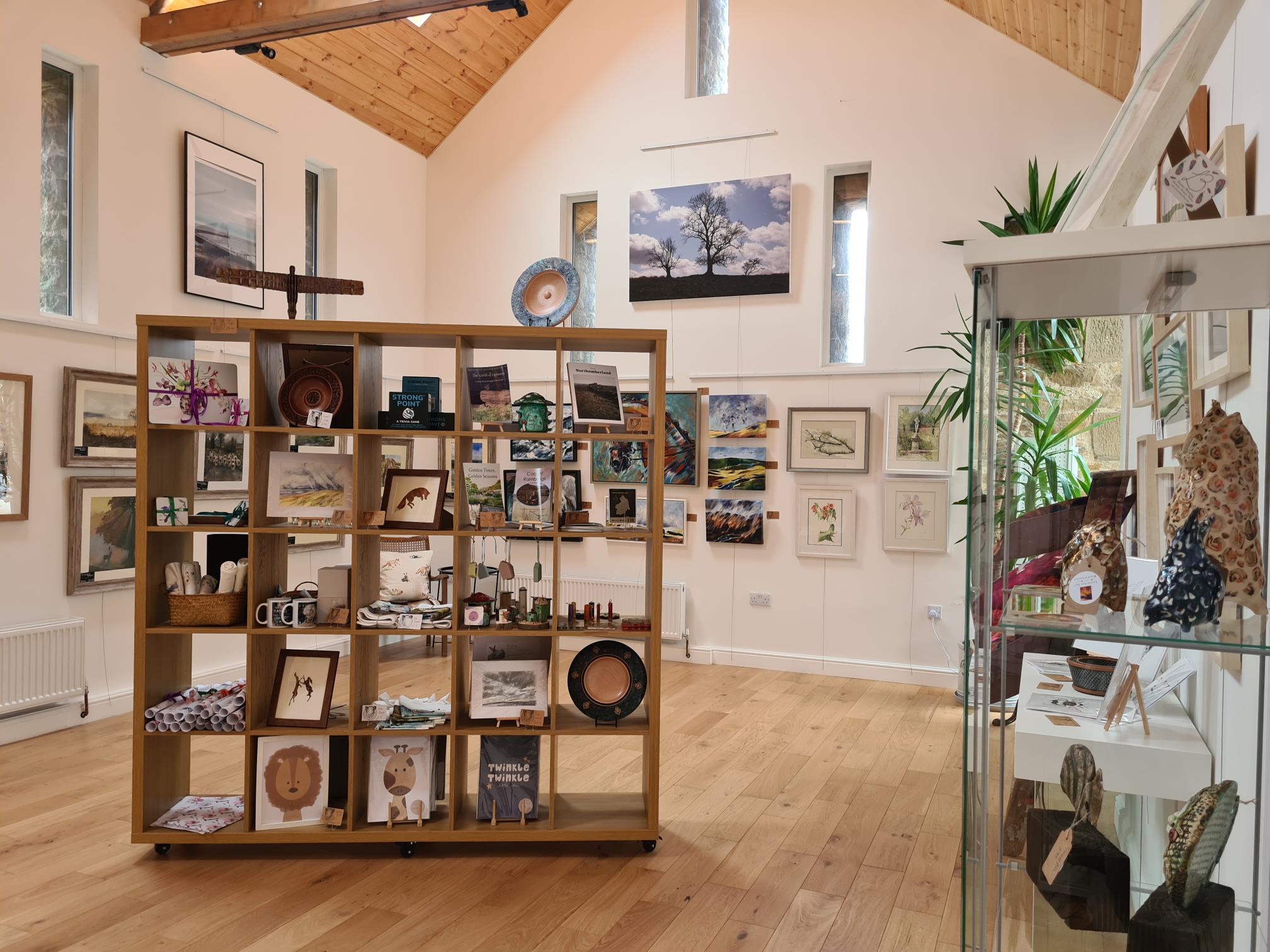 About Us – The Bellwether Gallery